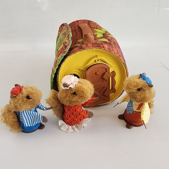 Vintage | Toys | Vtg Fisher Price Woodsey Squirrel Wood Log Tree House ...